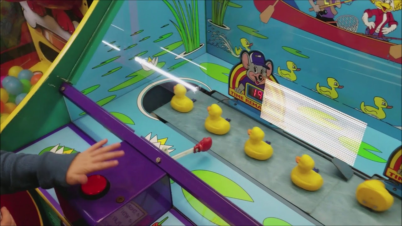 chuck e cheese duck game - YouTube