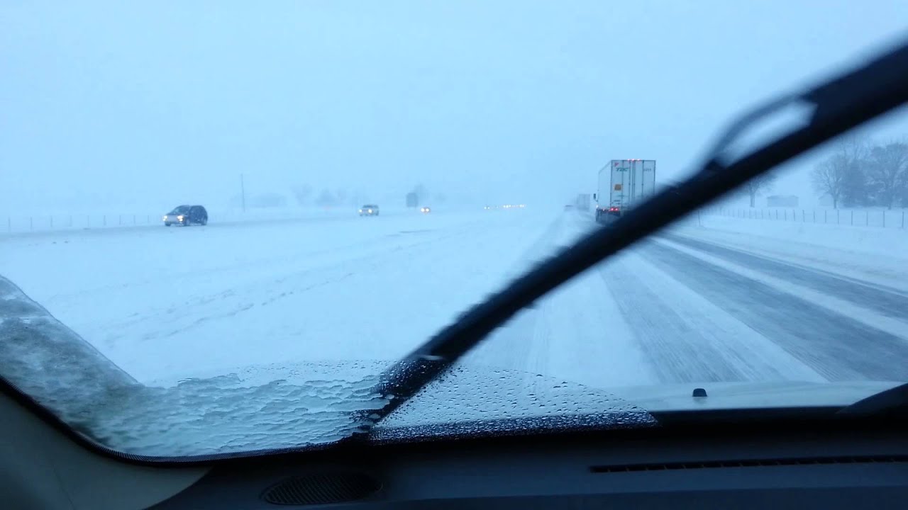 Snow storm in Springfield Illinois - YouTube