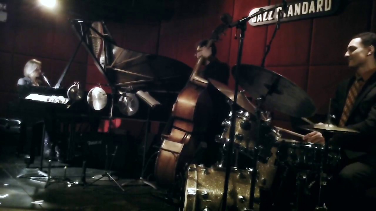 Daily Lies - Kelly Green Trio Live at the Jazz Standard - YouTube