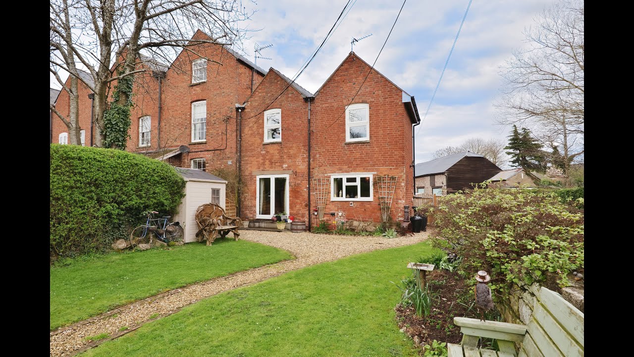 The Cottage, Lugg Bridge, Hereford - Video Tour - GlassHouse Properties ...