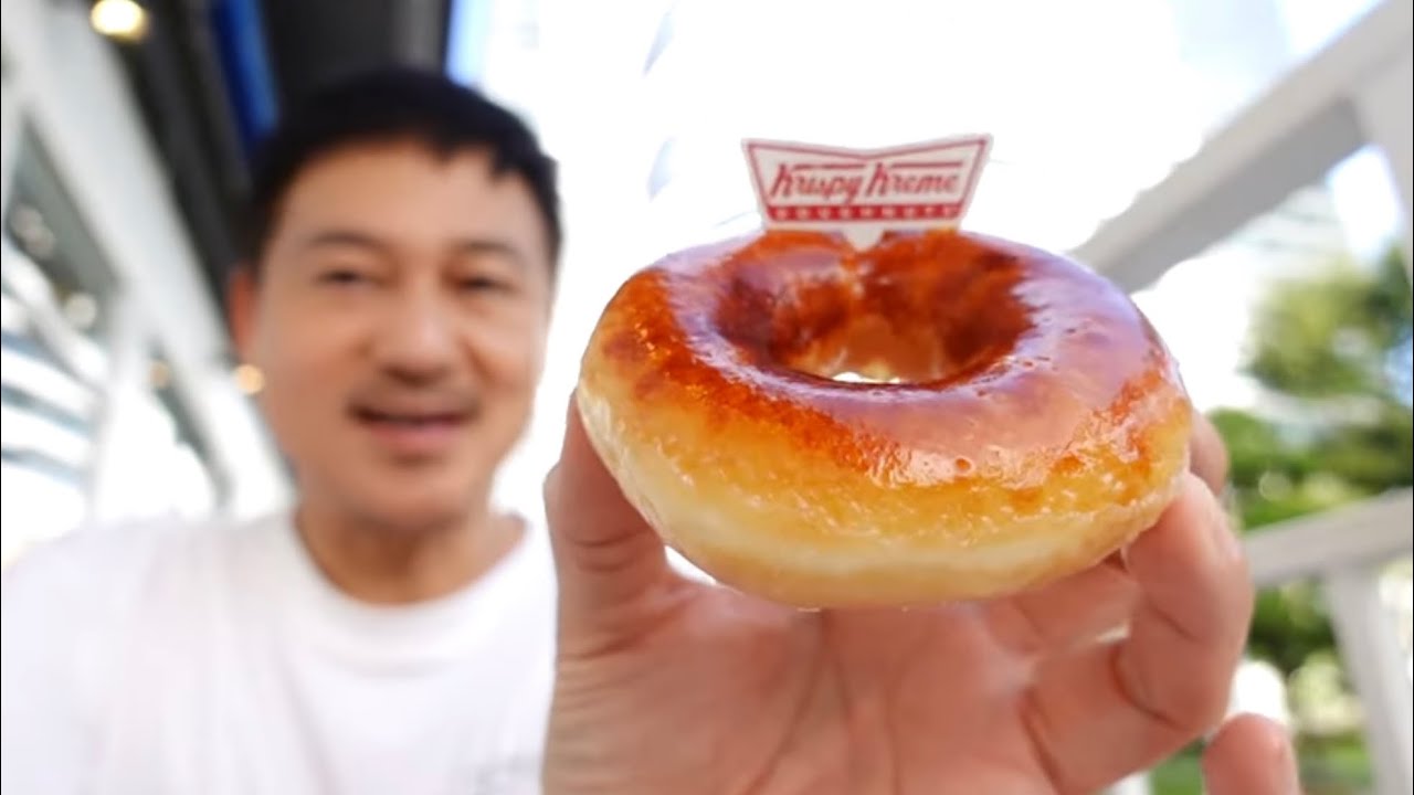 Krispy Kreme at THE BEST Mall in Tokyo - YouTube