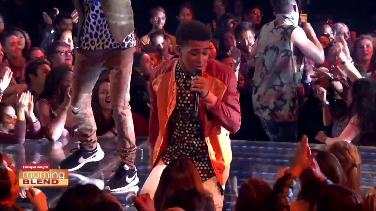 "Boy Band" premieres on ABC - YouTube