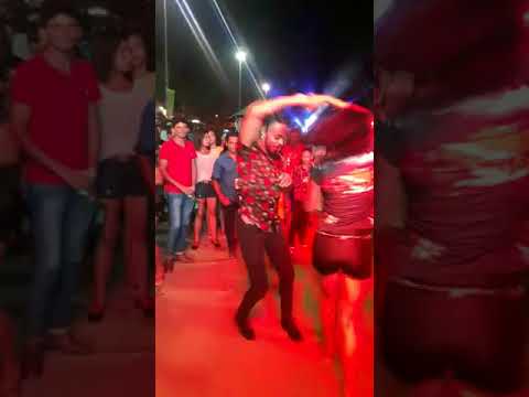 DANÇANDO TECNO MELODY PARAENSE COM O POM SOM