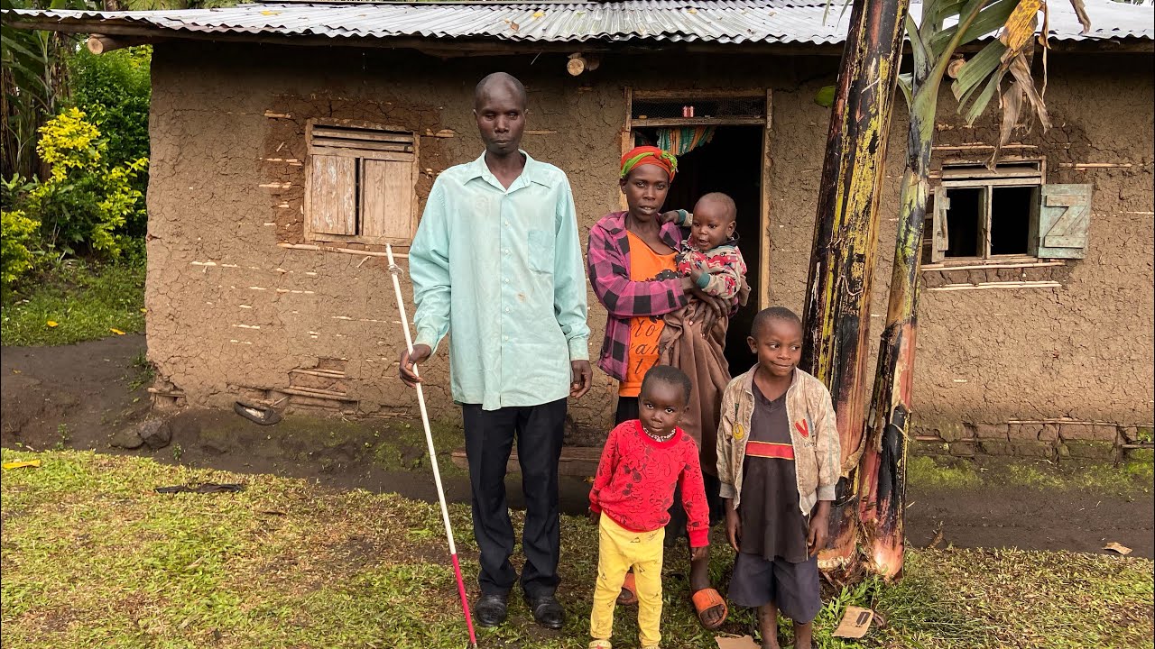 Unimaginable Hero: Uncover the Story of the Blind Man and His Family ...