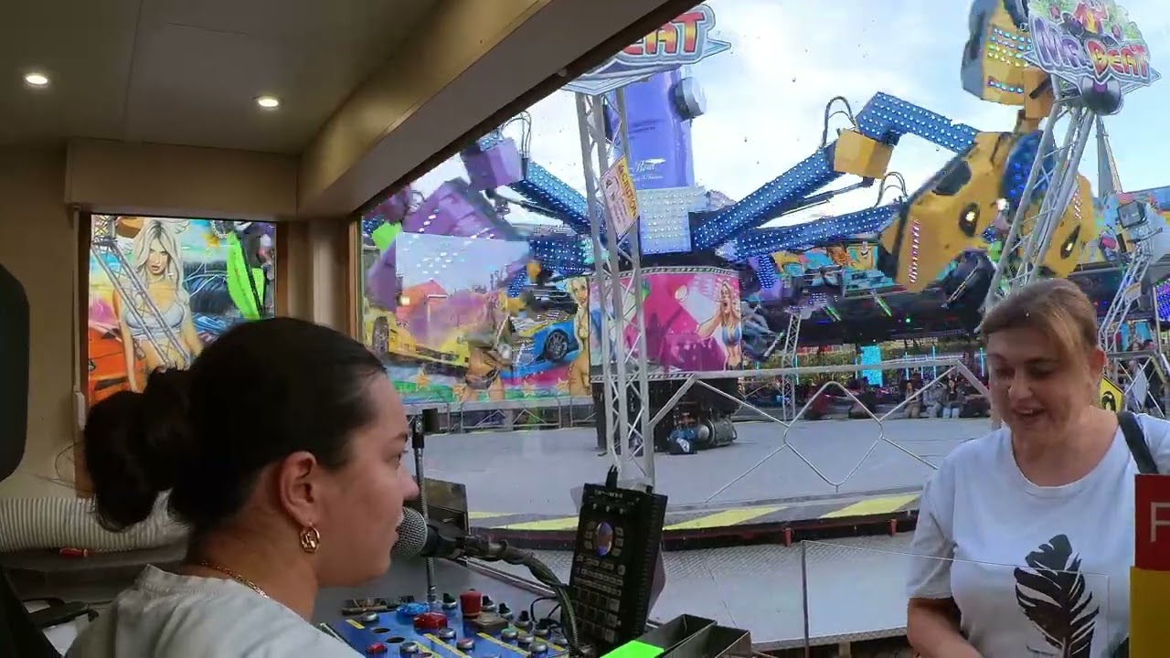 Operator view (Paybox View) Mr Beat (Schaak) Burg Kirmes (Kermis ...