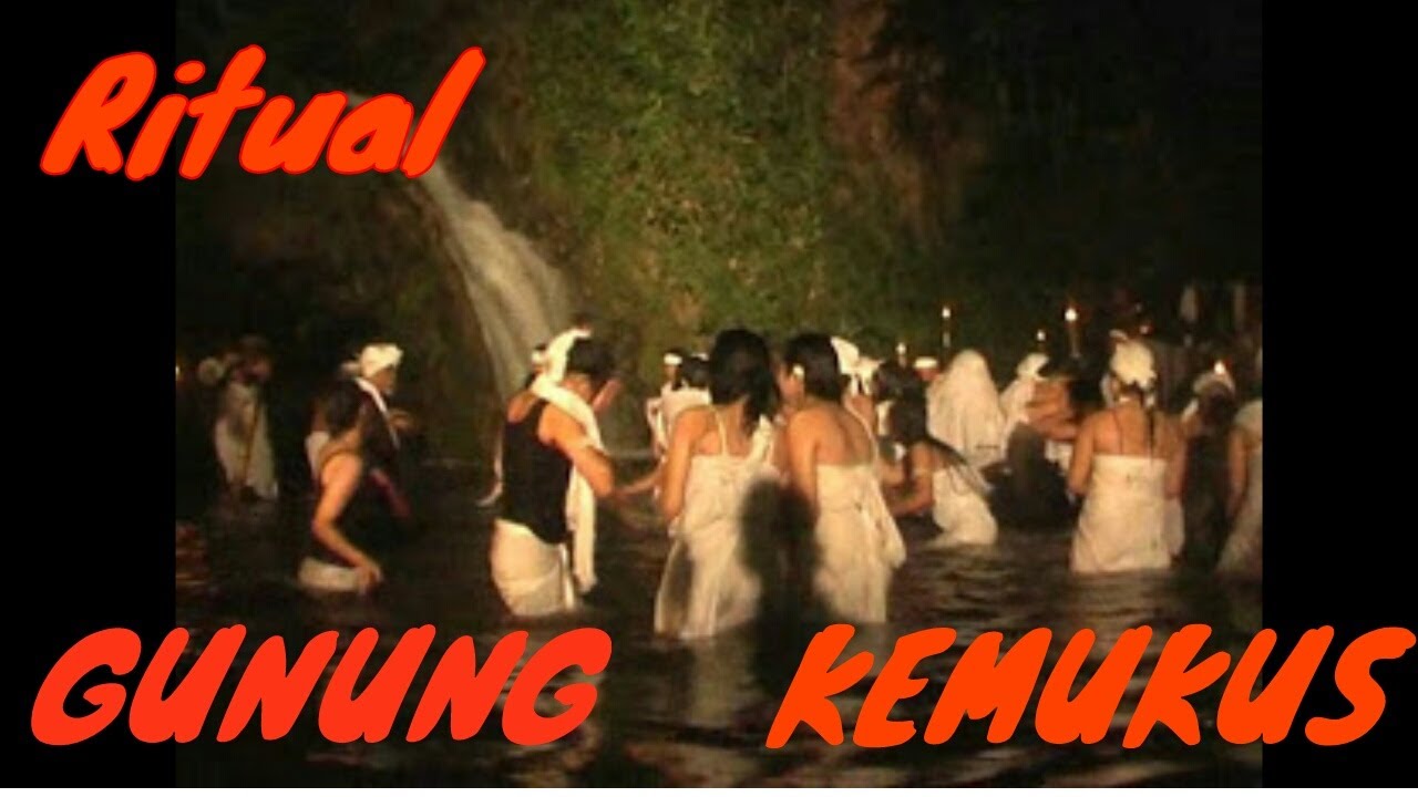 Gunung kemukus gunung pesugihan jawa tengah - YouTube