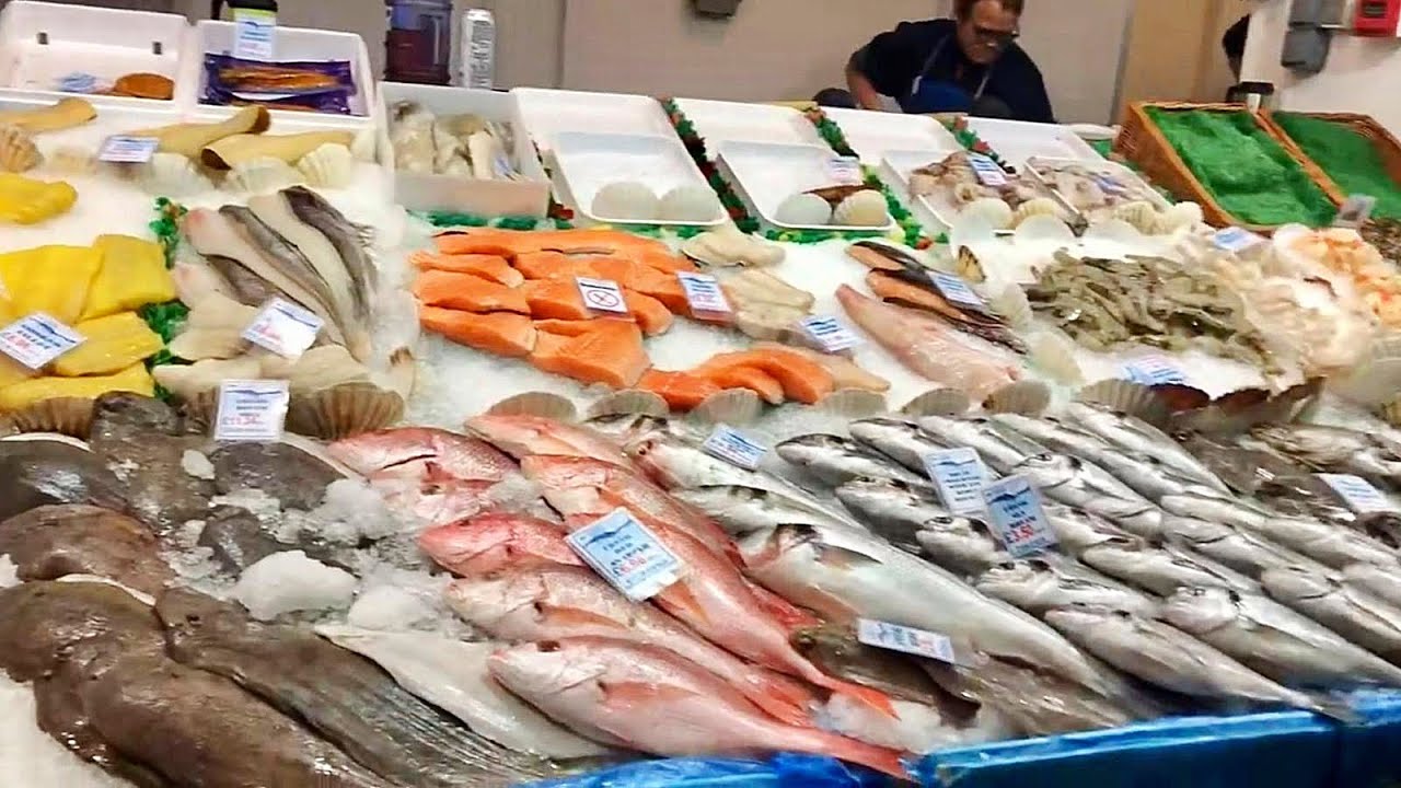 Leeds Kirkgate Fish Market - YouTube