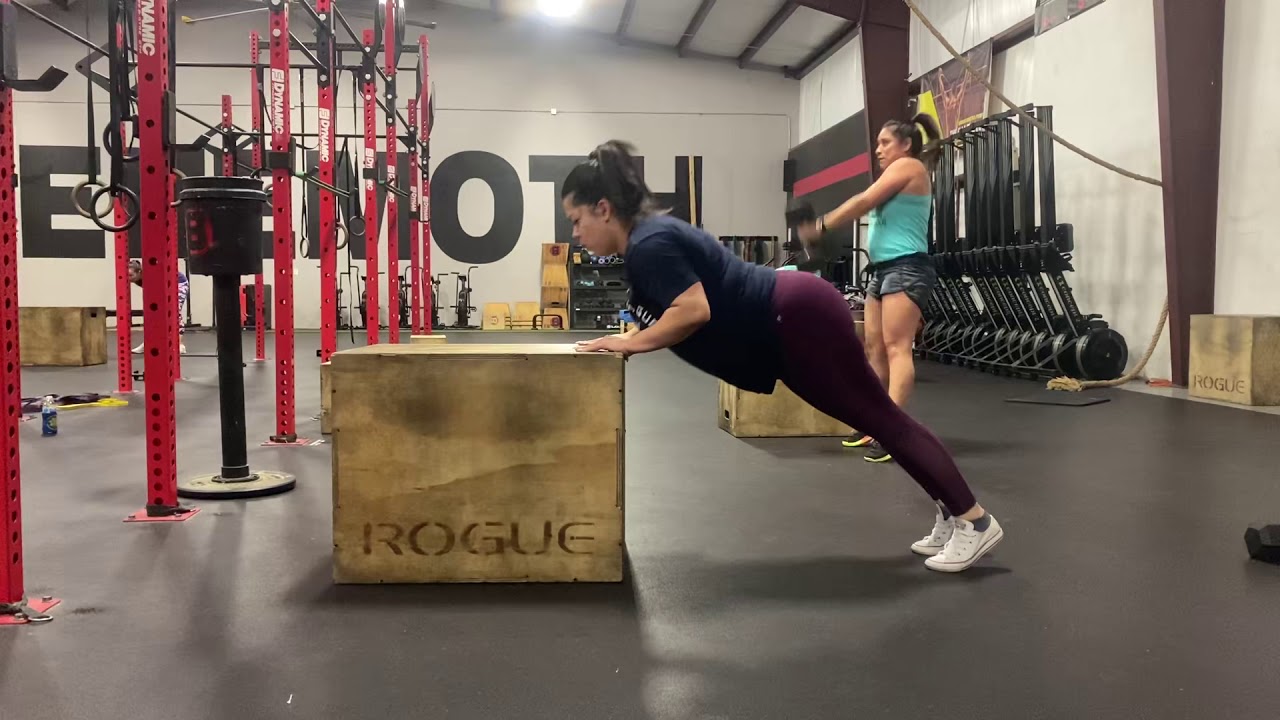 Box elevated push-up - YouTube