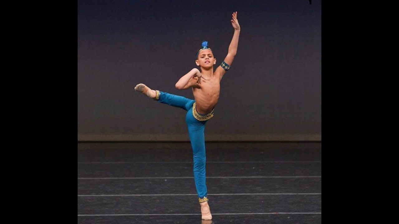 Corbin Holloway, 2019 NY Finals Hope Award Winner - YouTube