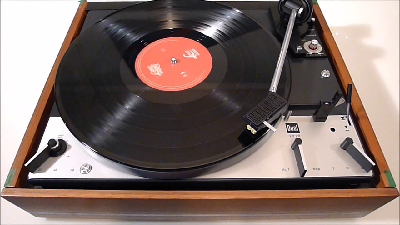 Lana Del Rey God Bless America on a Dual 1219 turntable - YouTube