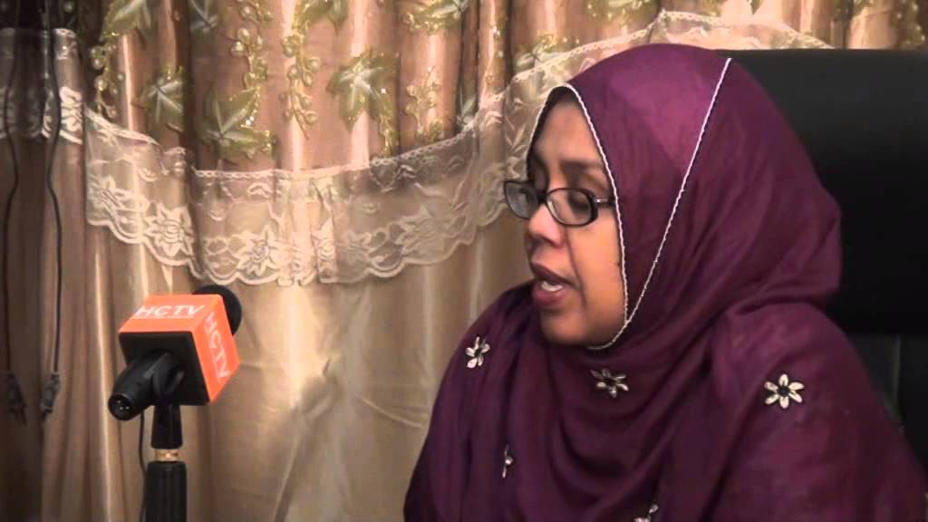 Wareysi aan la yeeshay waziirad haweenka Xukumad Somalia Sahra Maxamed ...