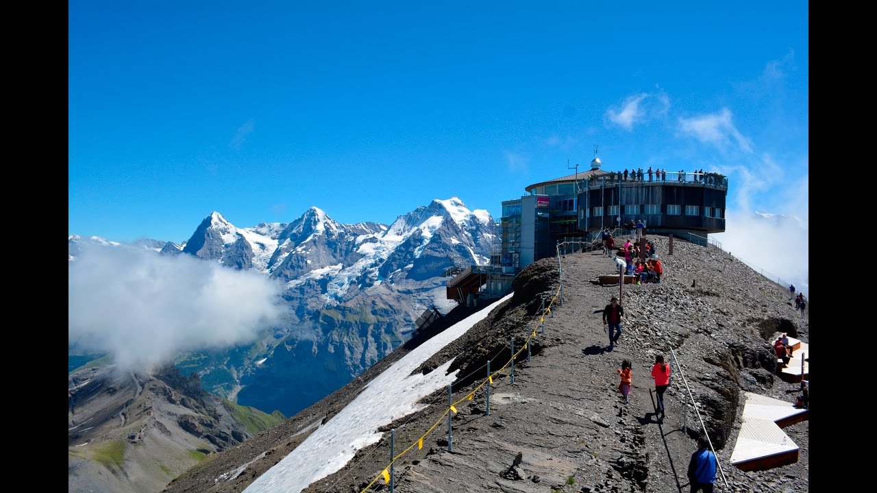 Schilthorn – Piz Gloria in 1 minute - James Bond World - YouTube