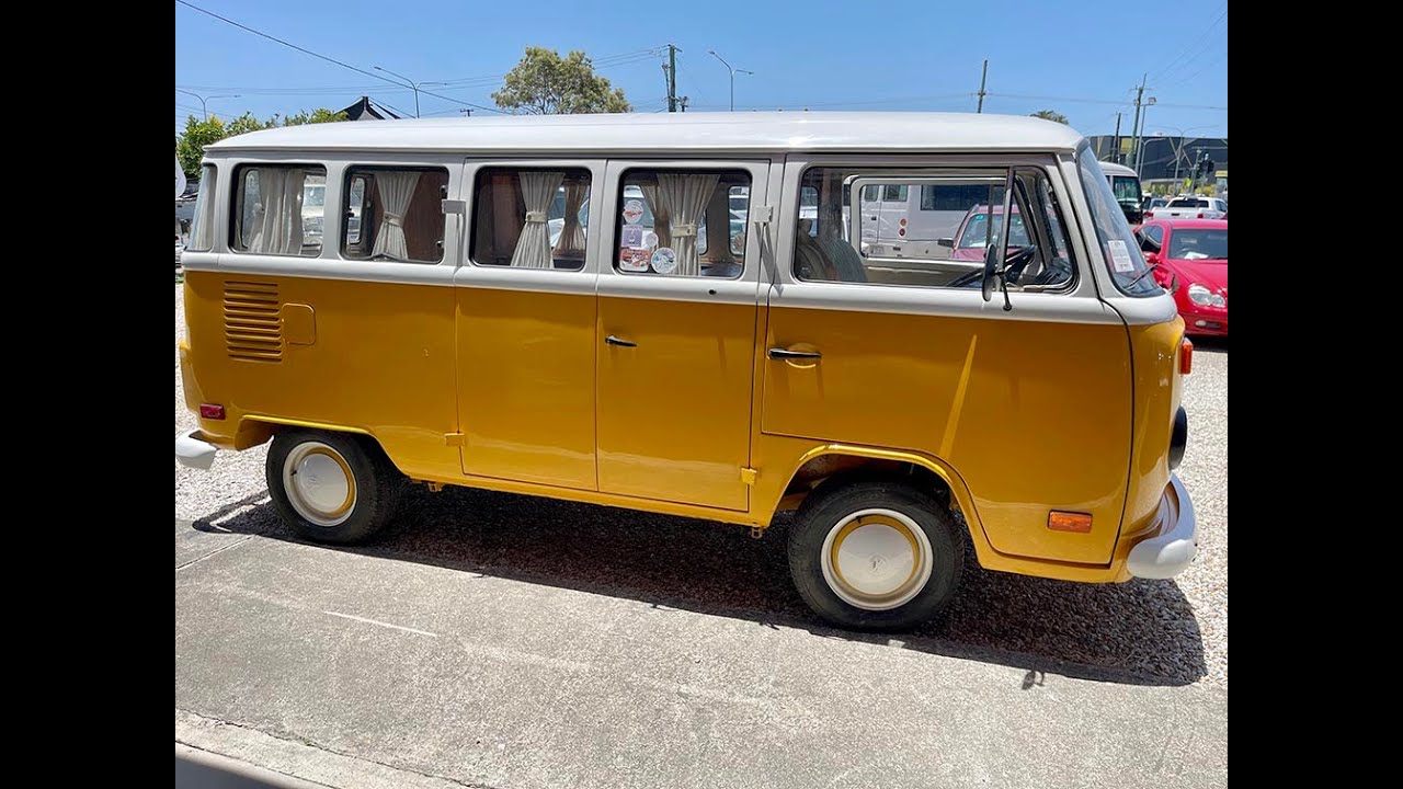 1978 VW Kombi Yellow - YouTube