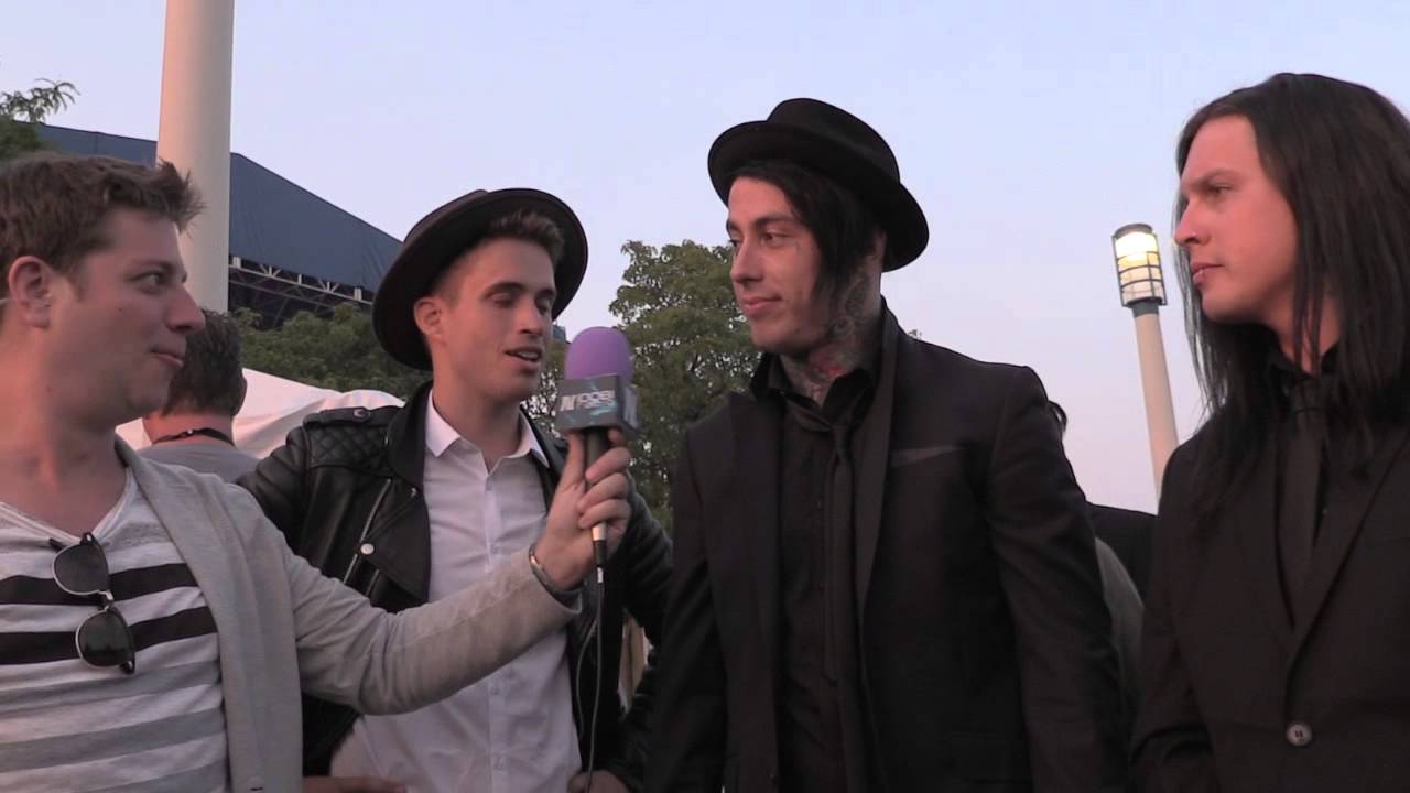 Interview: Ronnie Radke and Max Green of Falling In Reverse at AP Music ...