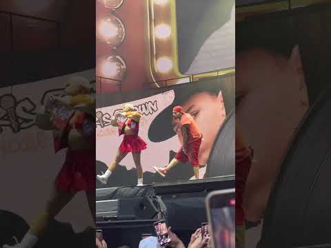 Chris Brown and Taylor Terry Dancing Live at Breezy Bowl XX in London 21/06/25❤️ #breezybowl #cb