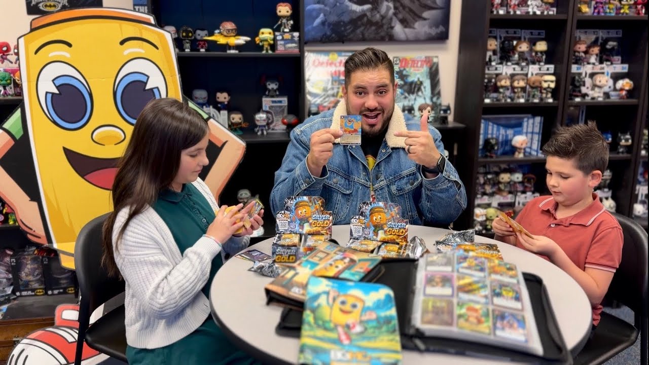 Unboxing BGMC “Silver & Gold” Trading Card Set! - YouTube
