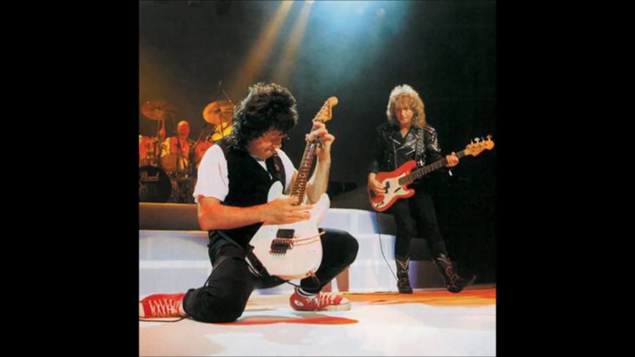 Gary Moore - 01. Intro: Dunluce - Stockholm, Sweden (8th April 1989 ...
