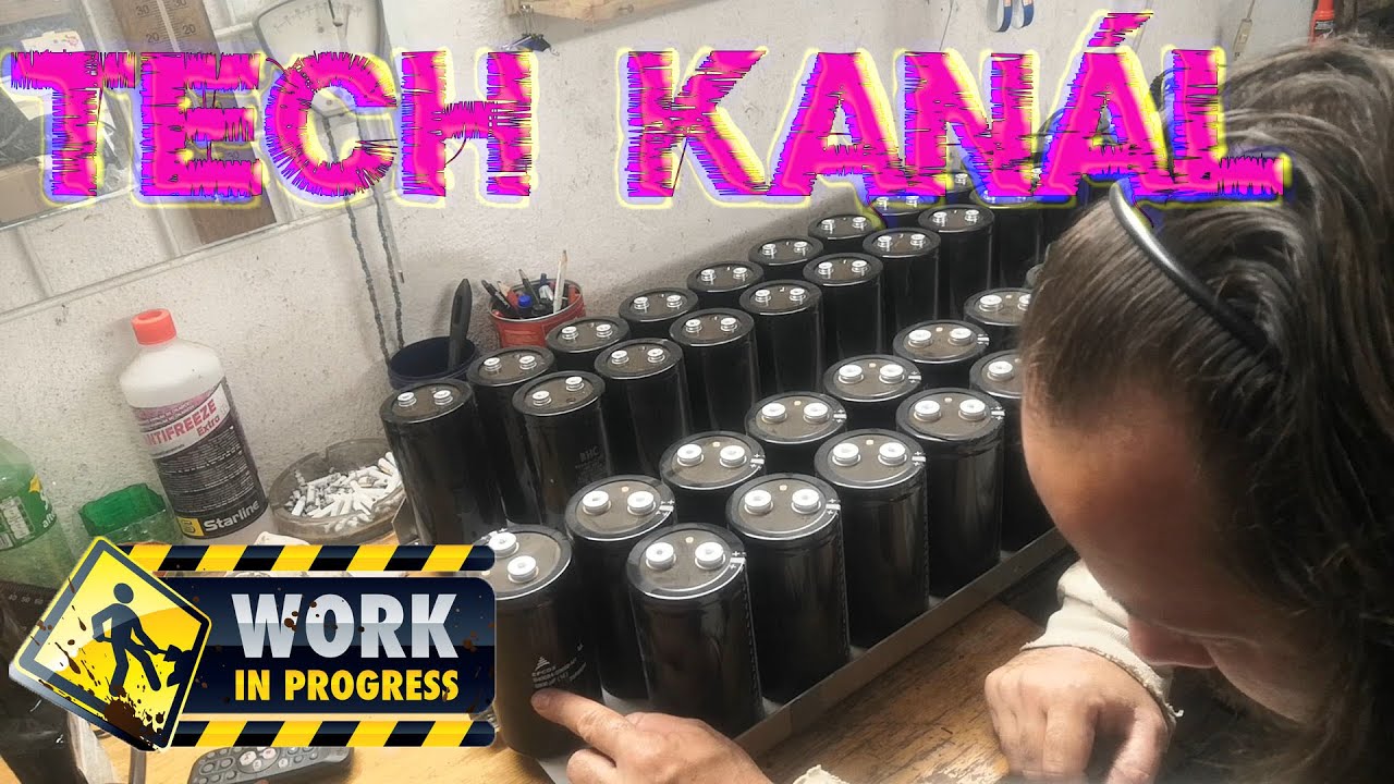 Dary sběrného dvora 18 : nové poklady - obří kondenzátory, vrtačky ...