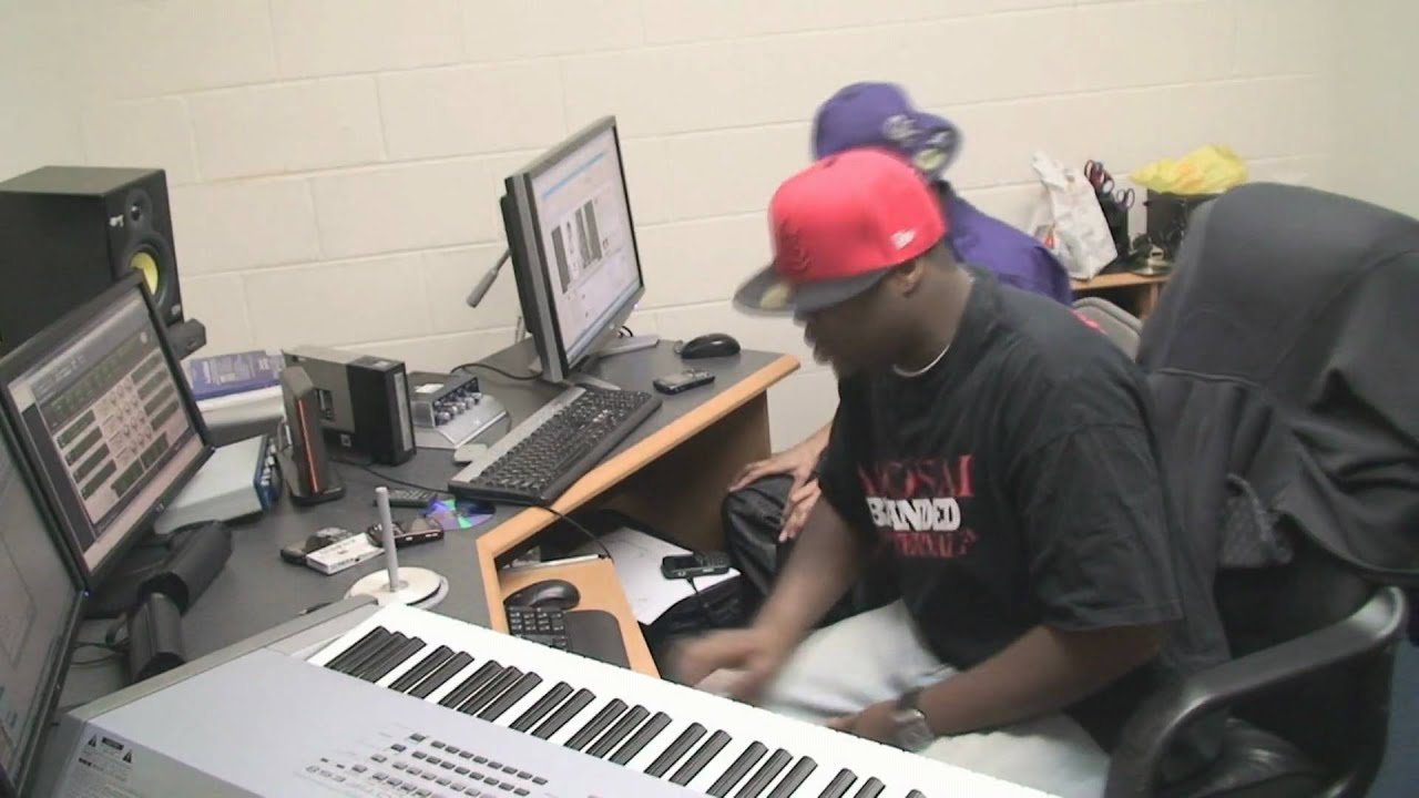 Mike Kalombo - Mike Kalombo A Day in the Studio (part 2) - YouTube