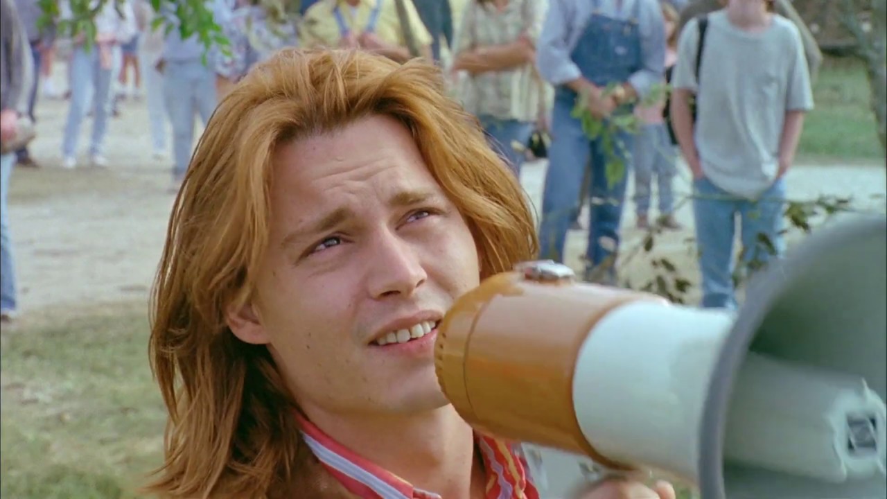 What's Eating Gilbert Grape (film 1993) - Arnie Climbs The Water Tower ...