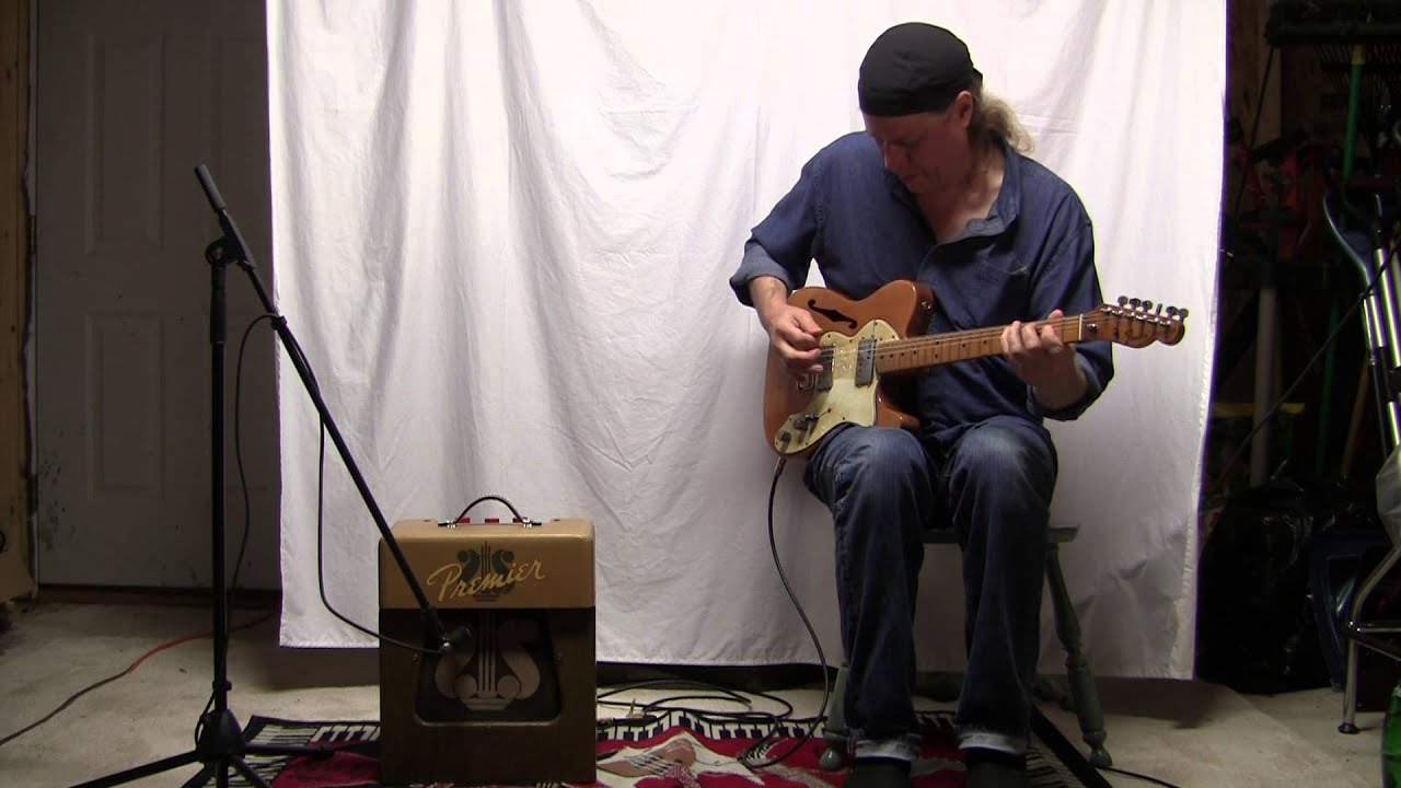 Premier 110 Amp - 1952 - YouTube