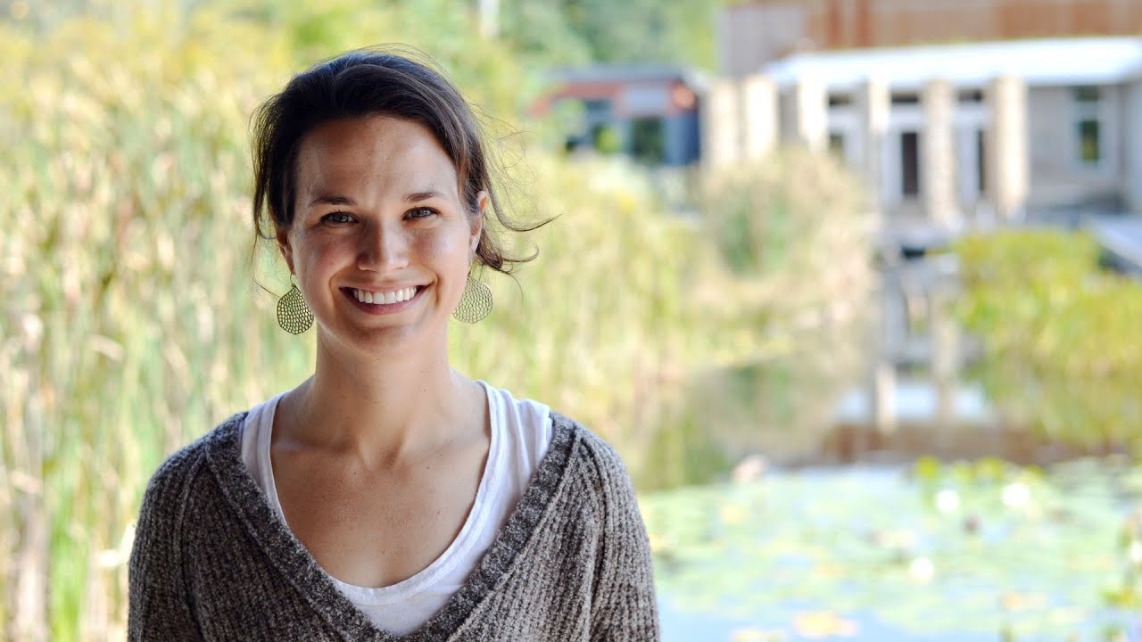 Herbs in Action Elisabeth Ward, Garlic Mustard - YouTube