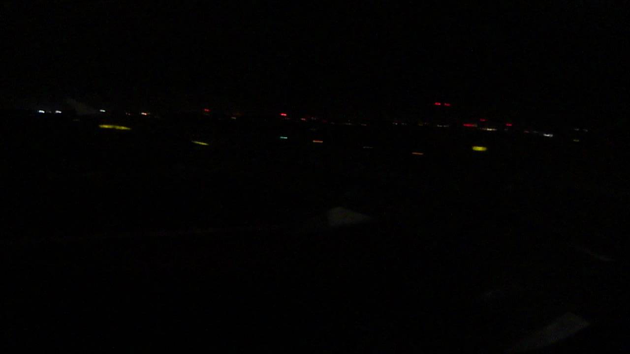 JetBlue A320 Night Take-Off at JFK Airport - YouTube