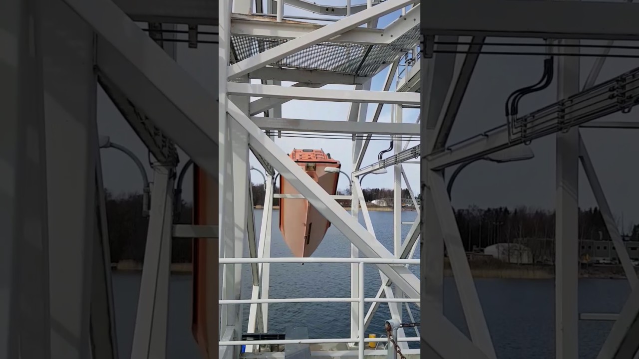 Freefall lifeboat - YouTube