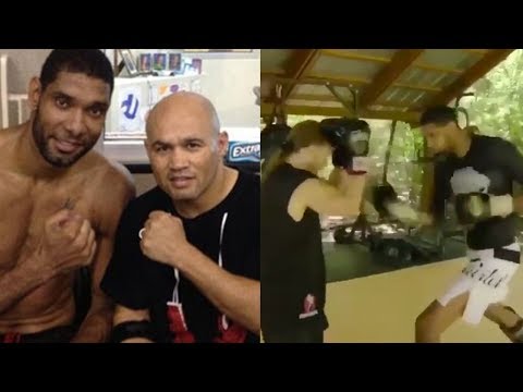 Tim Duncan Starts Training MMA - YouTube