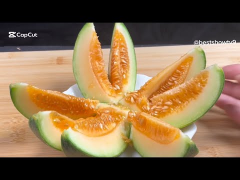 Easy way to cut muskmelon to eat - YouTube