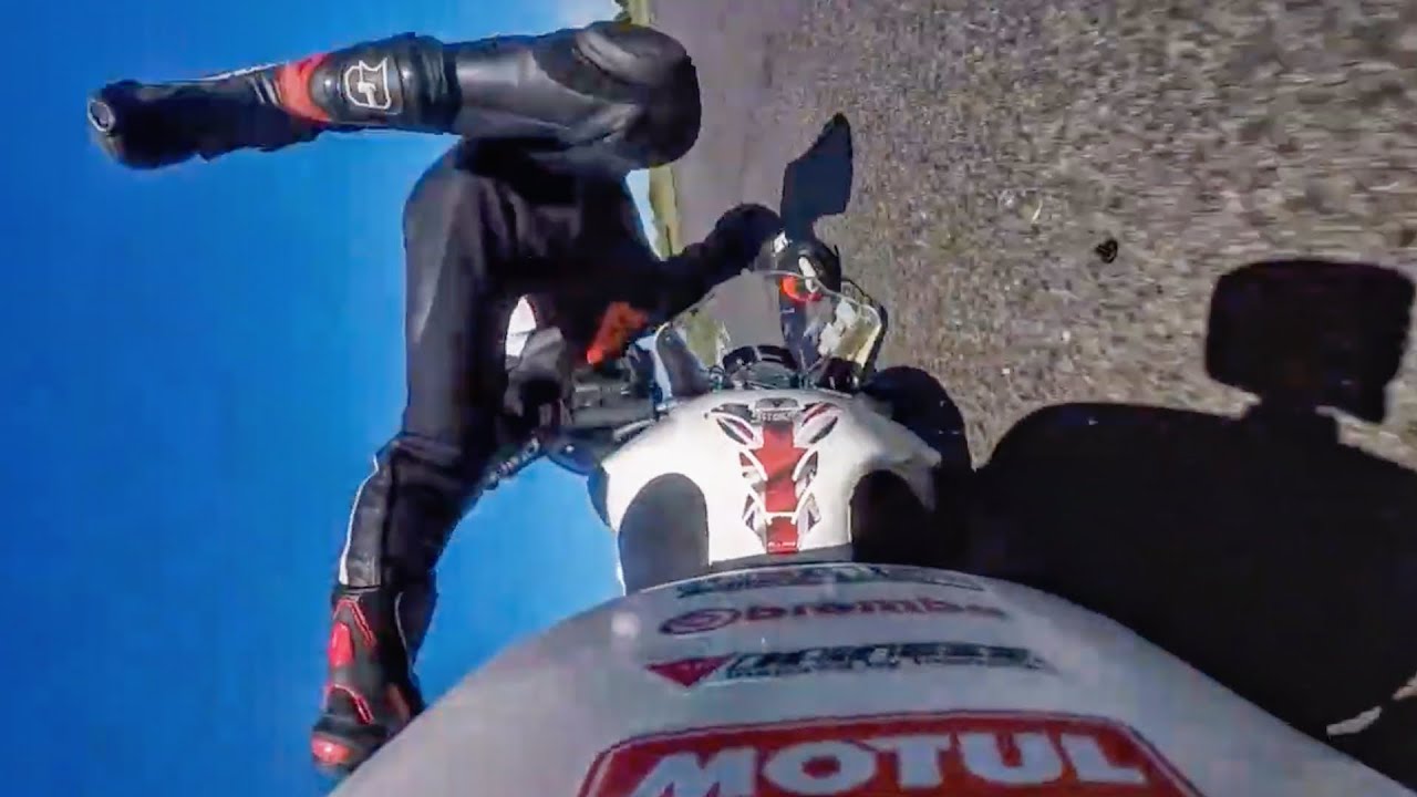 HECTIC MOTORCYCLE CRASHES & MISHAPS 2022 - YouTube