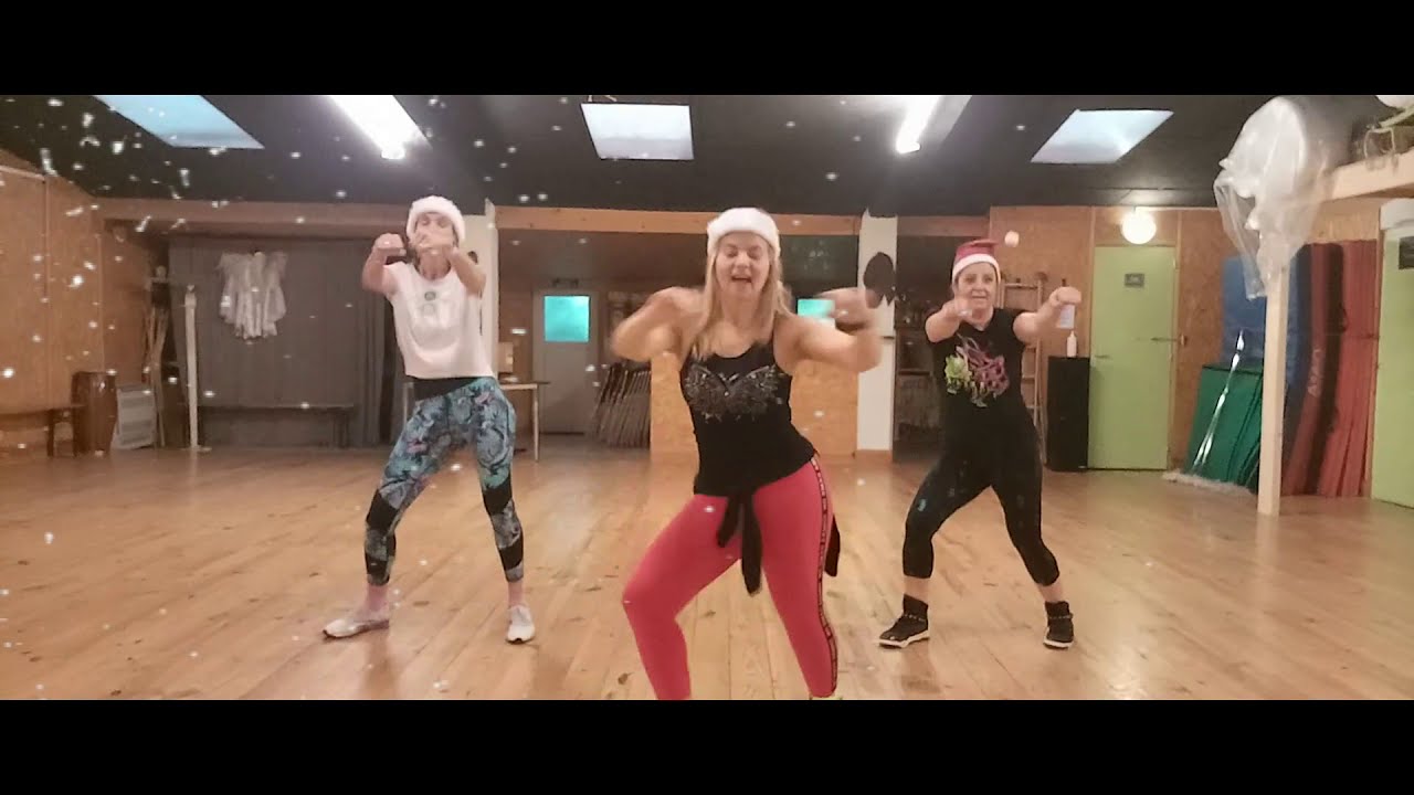 warm up zumba CHRISTMAS - YouTube