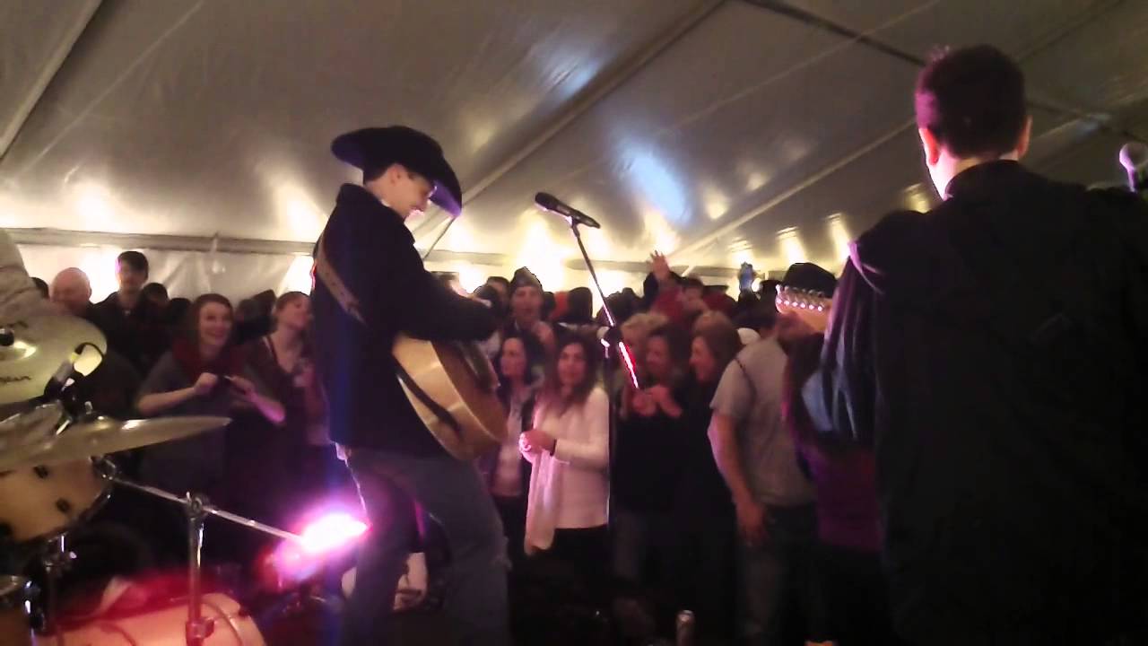 Tim Sigler Band - Dust On the Bottle - YouTube