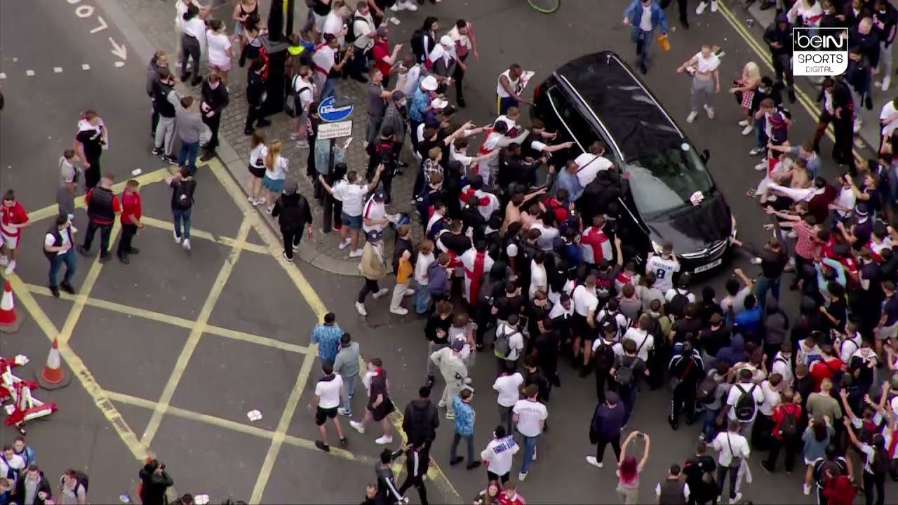 English Hooligans Caused Mayhem In Euro 2020 Final - YouTube