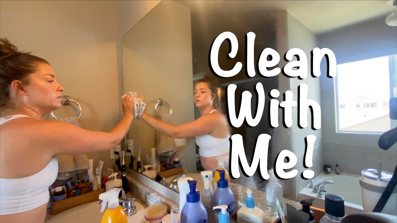 CLEAN WITH ME// Quick Weekend Clean Up! - YouTube