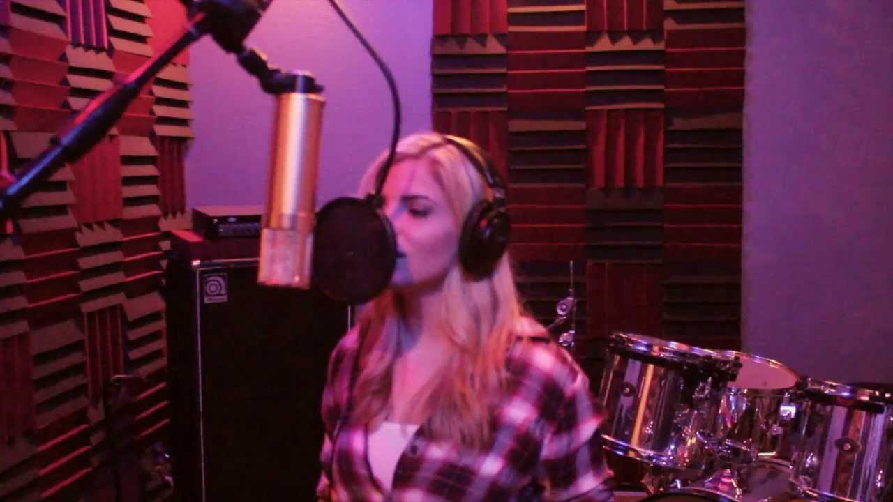 Martina McBride - Anyway (Cover by Courtney Zahn) - YouTube
