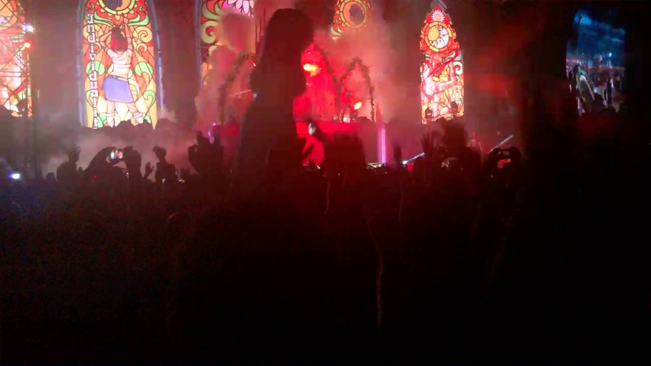 EDC BRASIL 2015 - YouTube