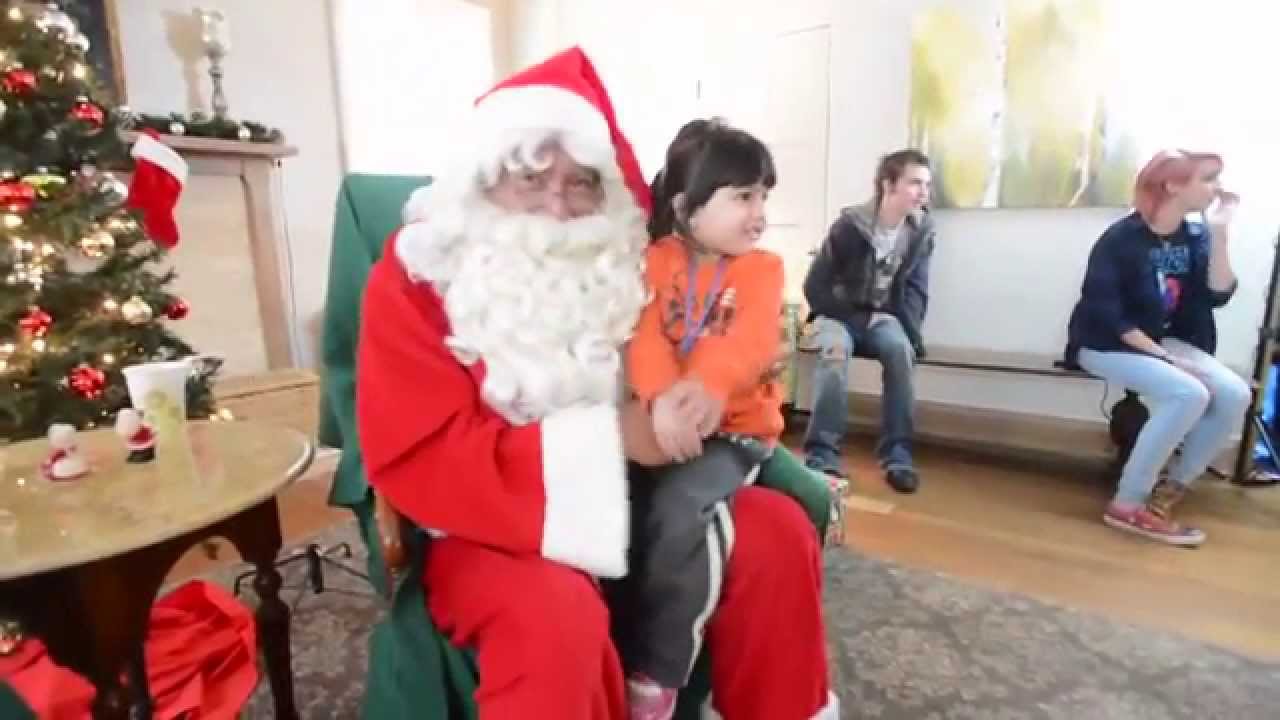 Kids Visit Santa's House - YouTube