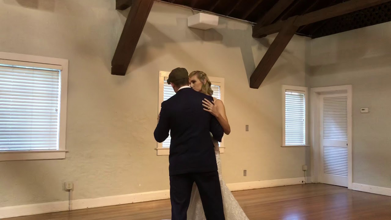 Lacey and LJ’s first dance - YouTube