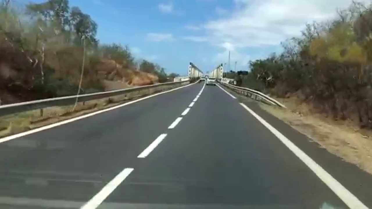 La Réunion. Traversée du pont de la Rivière des Galets - YouTube