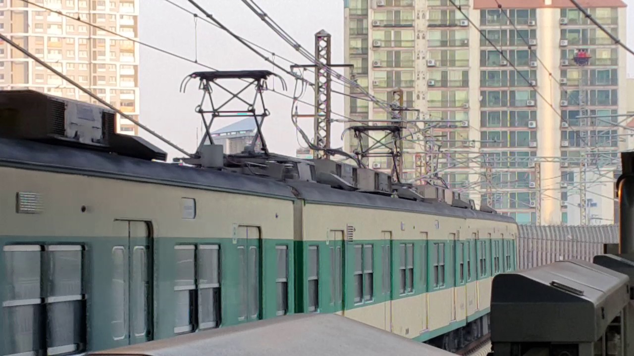 서울메트로 2호선 내선순환 열차 강변역 도착 (MELCO Chopper) - YouTube