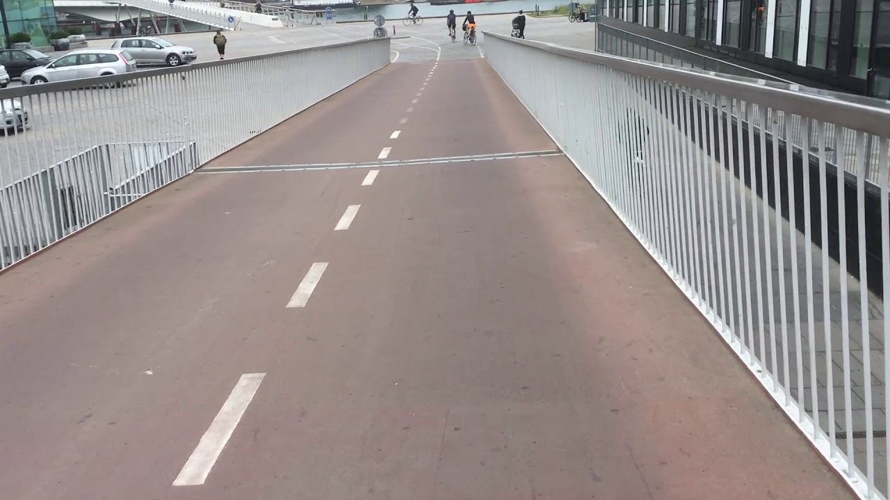 Cycling stories 1 - Copenhagen - The Bicycle Snake - YouTube