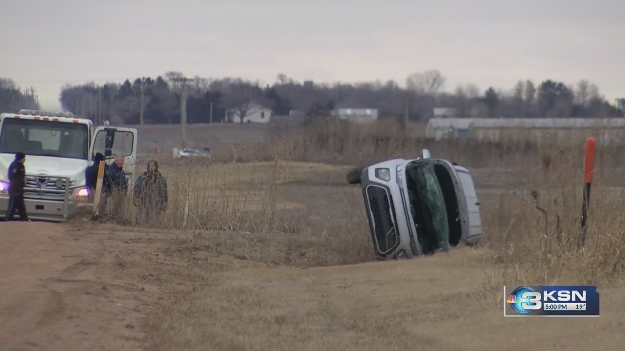 Police pursuit of stolen vehicle in southeast Kansas ends with rollover ...