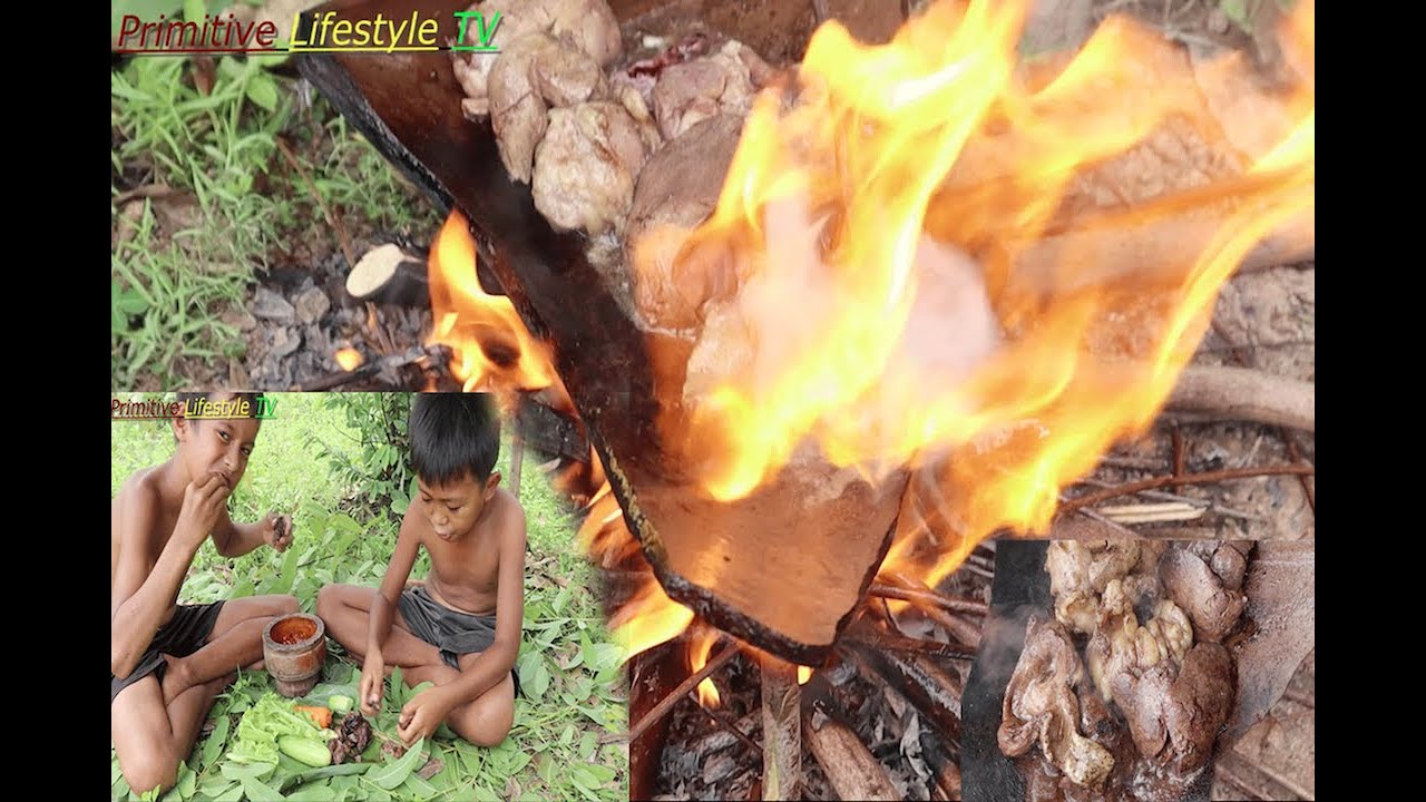 Primitive- Eating Food Delicious -Cooking Chicken Offal on Rock#002 ...