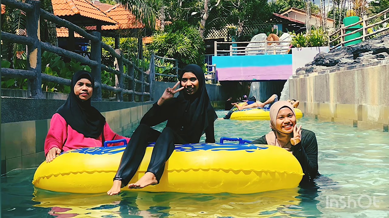 Travel | Bukit Gambang Water Park - YouTube