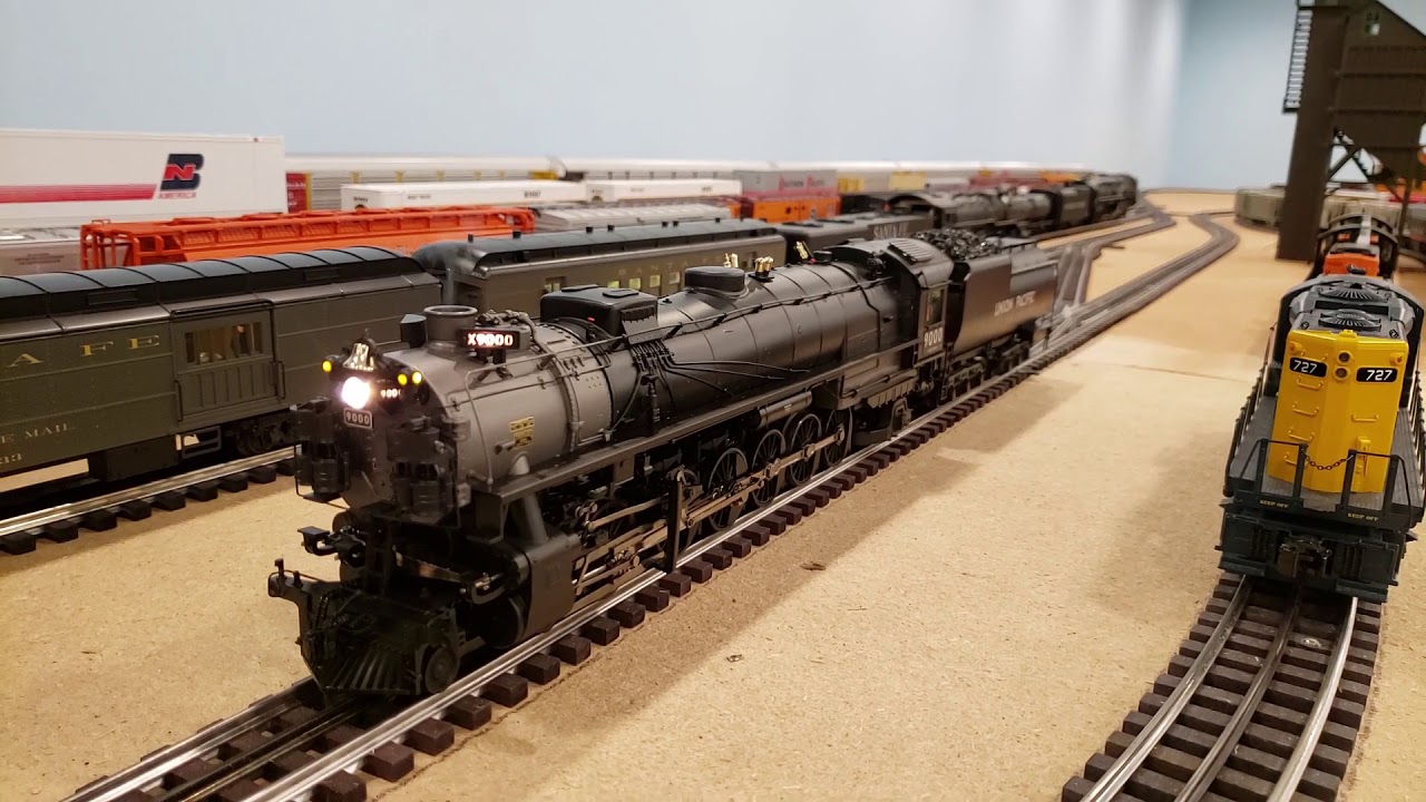 MTH 20-3293-1 UP 9000 - YouTube