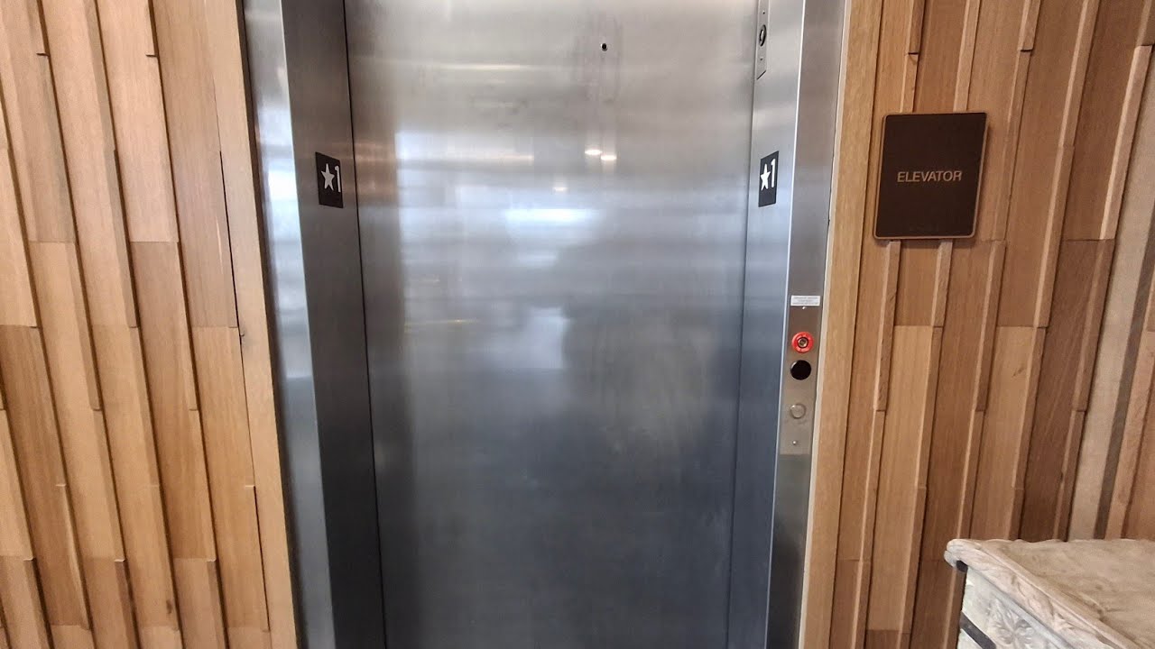 (2019) Restricted Otis Hydraulic Elevator At TFNB Bank In Waco Texas ...