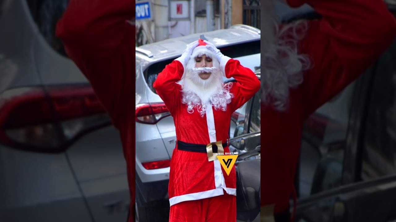 Lady Santa Zareen Khan celebrating Pre Christmas Party in Town 📸 - YouTube