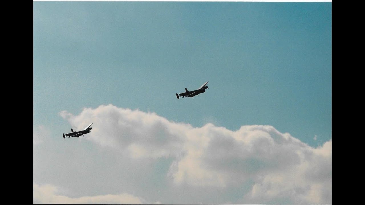 Lancaster flypast at RAF Ludford Magna 2014 - YouTube