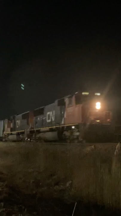 (RARE SD75I DUO) CN 5783 SD75I leads CSX B705 through Clark w/ CN 5695 SD75I trailing aswell ...